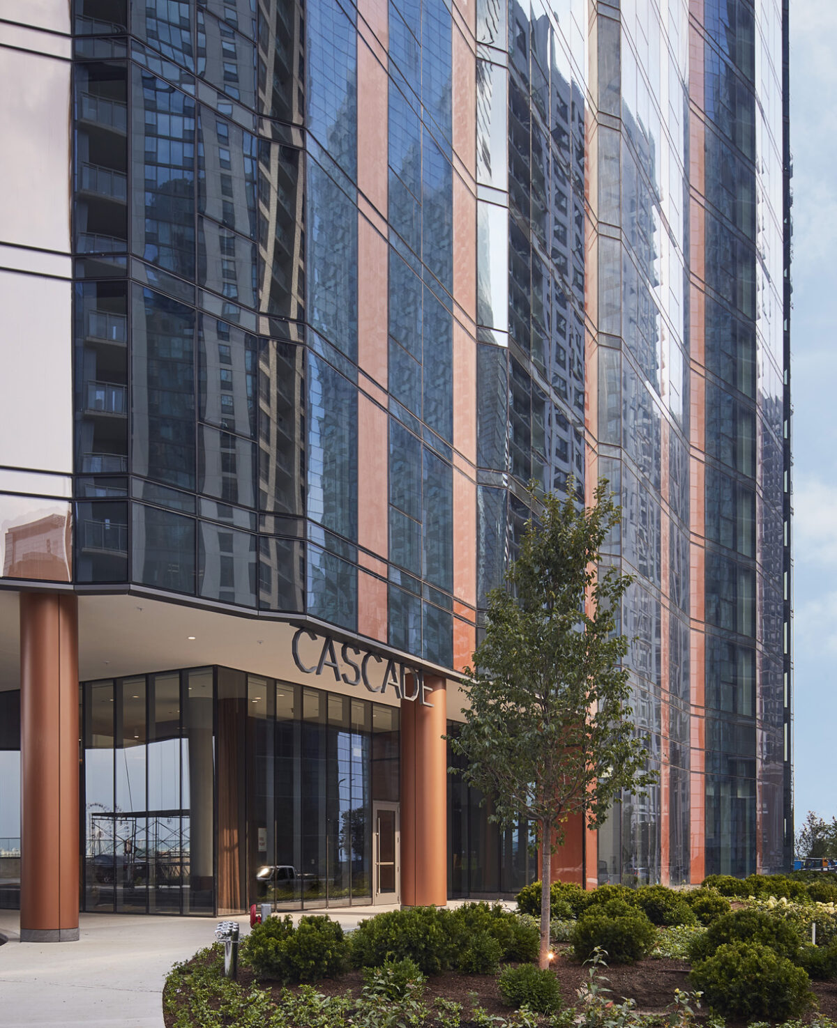 Lendlease achieves early stabilization at Cascade in Chicago - Taylor ...