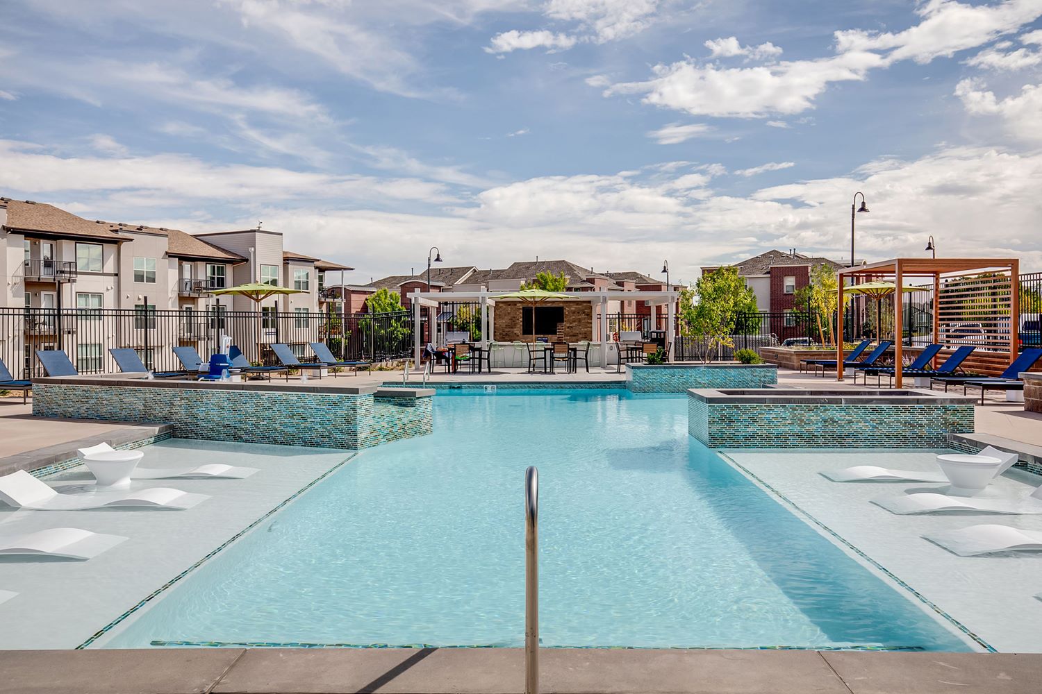 Draper and Kramer Acquires 203-Unit Multifamily Property The Wright in ...