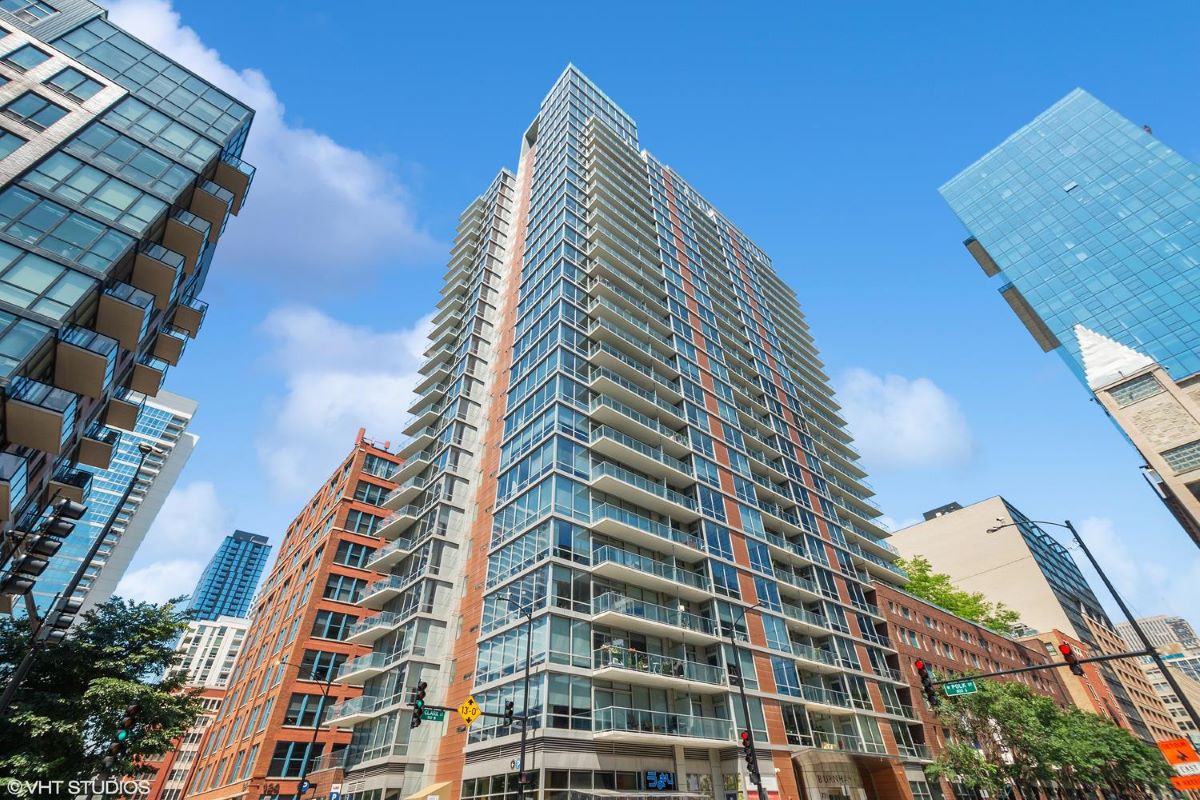 13 Draper and Kramer Properties Named 2024 SatisFacts Resident ...